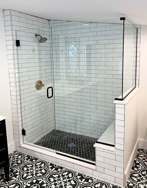 Corner Enclosure | Creative Mirror & Shower